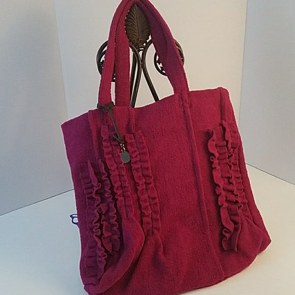 HUE | Bags | Hue Raspberry Shoulder Bag | Poshmark
